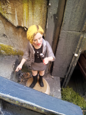 Figur Emma Brown 15 CM Hirte Krippe Terracotta Made Italy Dvv | eBay