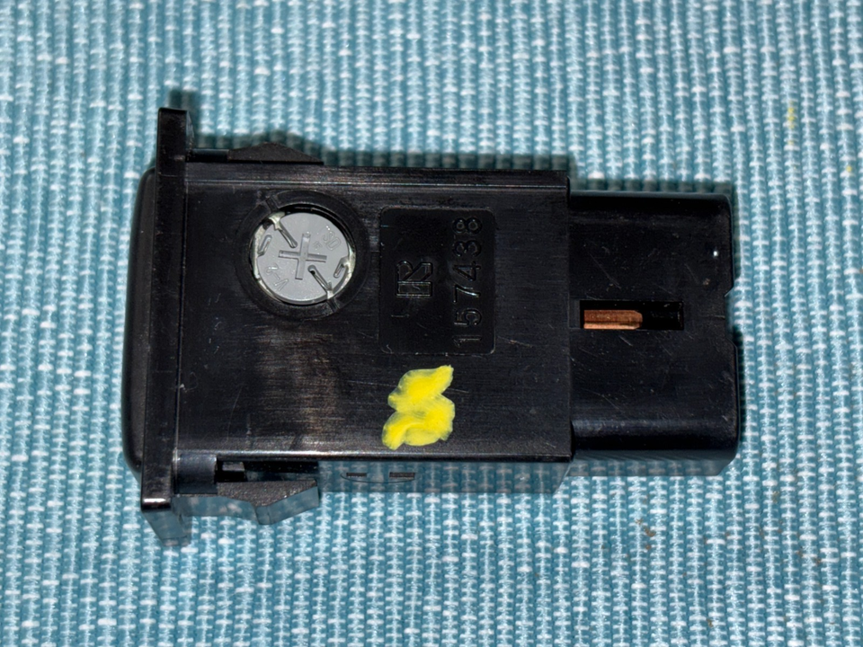 Toyota 4WD 4x4 Rav4 Land Cruiser Center Differential Diff Lock Switch ...