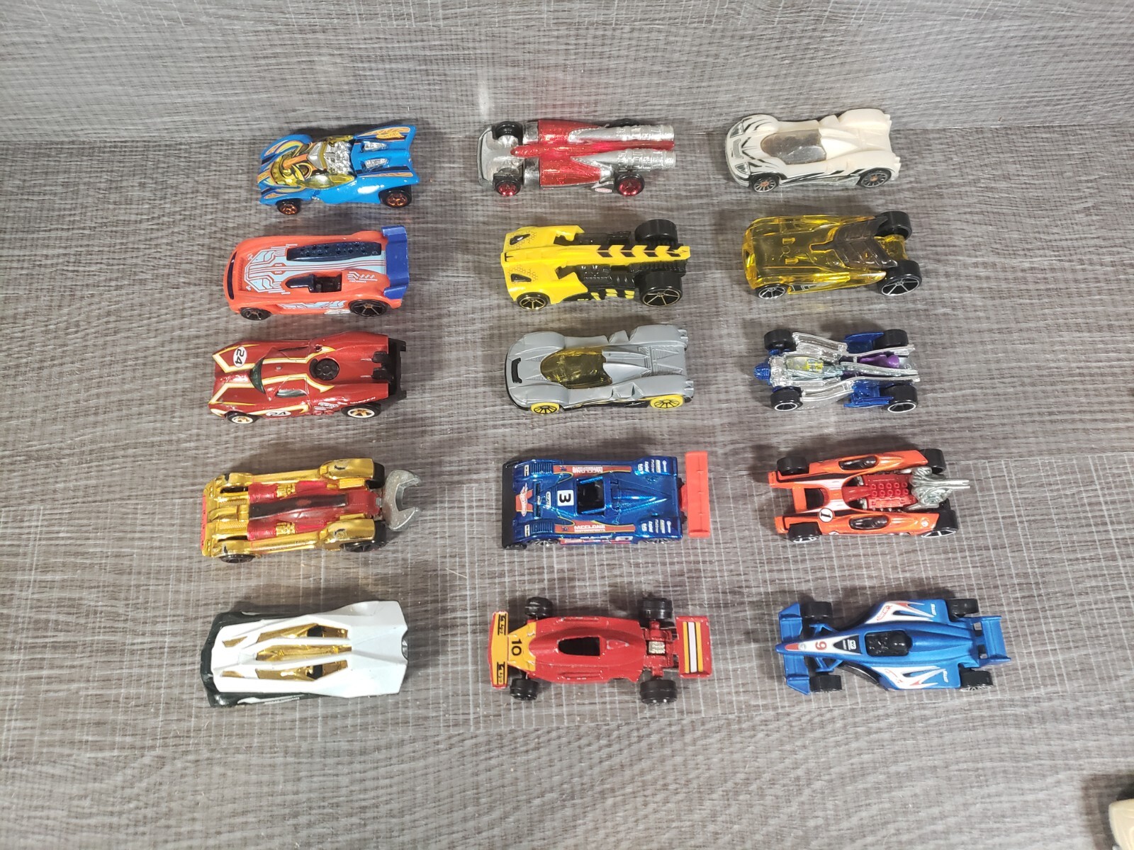 Lot of 15 Hot Wheels Racing Cars | eBay
