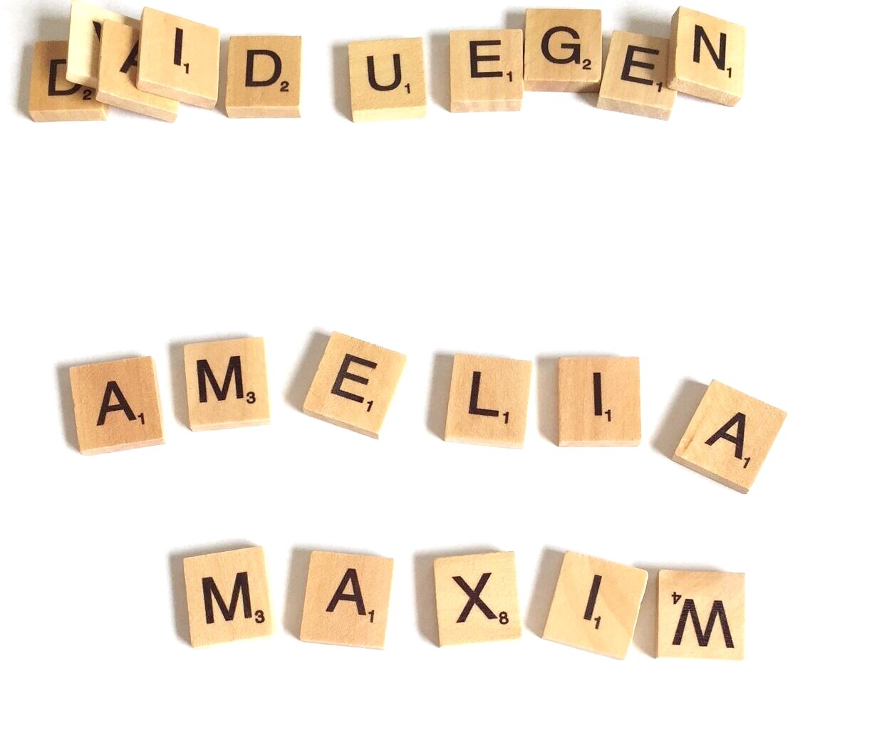 Scrabble Holz Buchstaben Scrabble Steine basteln & verzieren Ich liebe ...