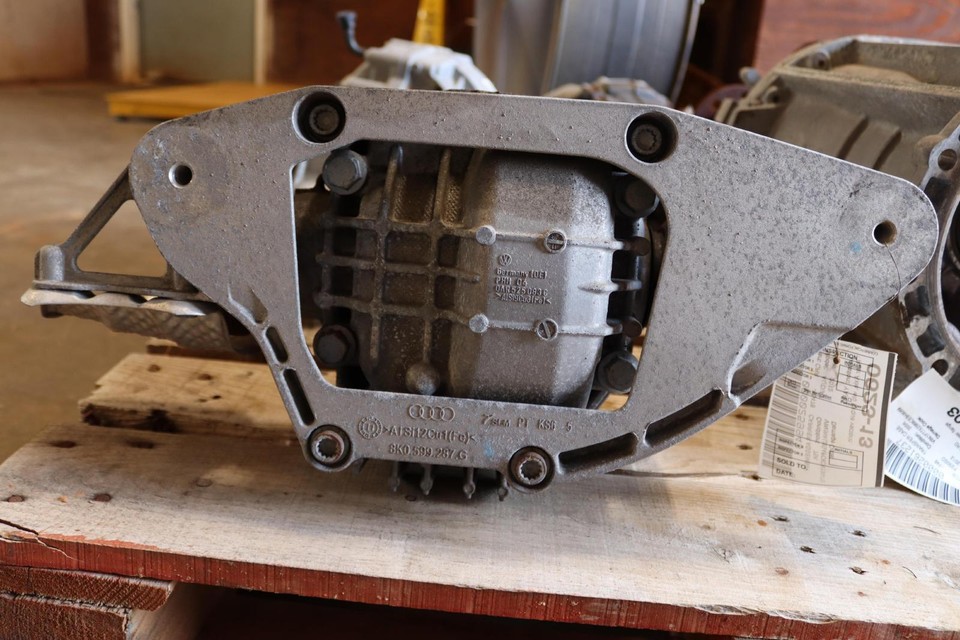 2012-2018 AUDI A7 REAR DIFF DIFFERENTIAL AXLE CARRIER W/O TORUE ...