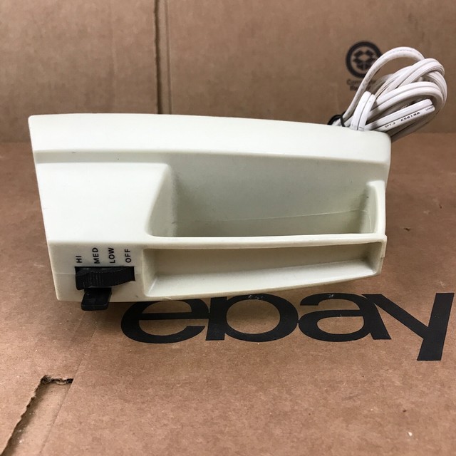 Vintage Robeson 3 Speed Hand Mixer 0405 Country Kitchen Cooking 2.T1 ...