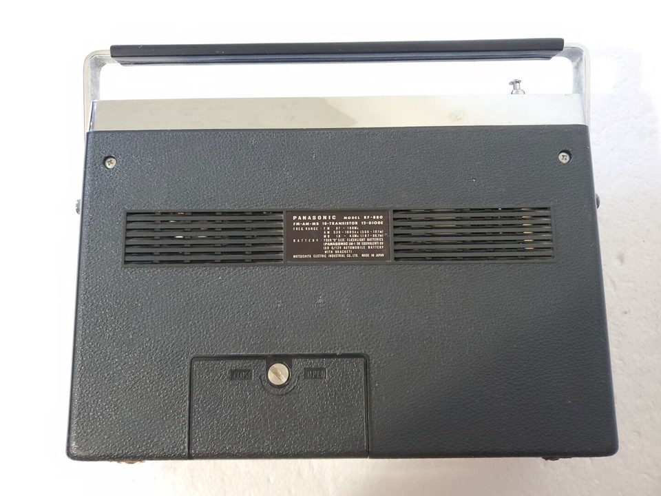 Vintage Panasonic Radar Matic FM/AM/MB Transistor Radio - Model RF-880 ...