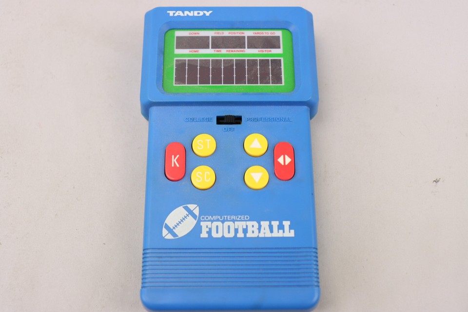 Lot of 5 VTG Handheld Electronic Games Tandy & Mattel w/Boxes Football+ ...