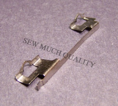 SLIDE COVER PLATE SPRING Right Genuine Singer 9032 9034 9044 9110 9130 ...