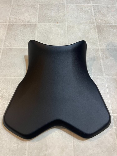 2020-2023 YAMAHA YZF R1 R1M FRONT DRIVER SEAT SADDLE OEM | eBay