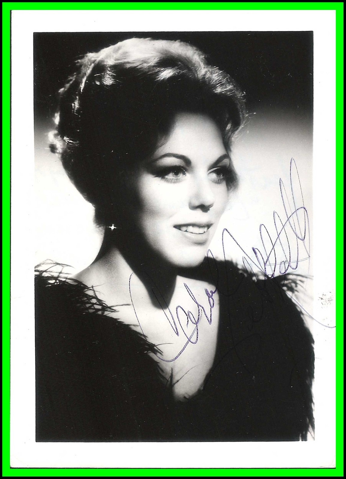 CAROL NEBLETT - US SOPRANO - Handsigned PORTRAIT | eBay UK