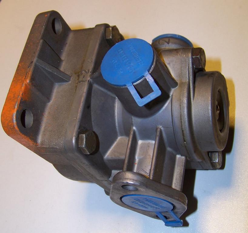 Wabco AnhängerBremsventil Anhänger Steuerventil 9710020000 | eBay.de