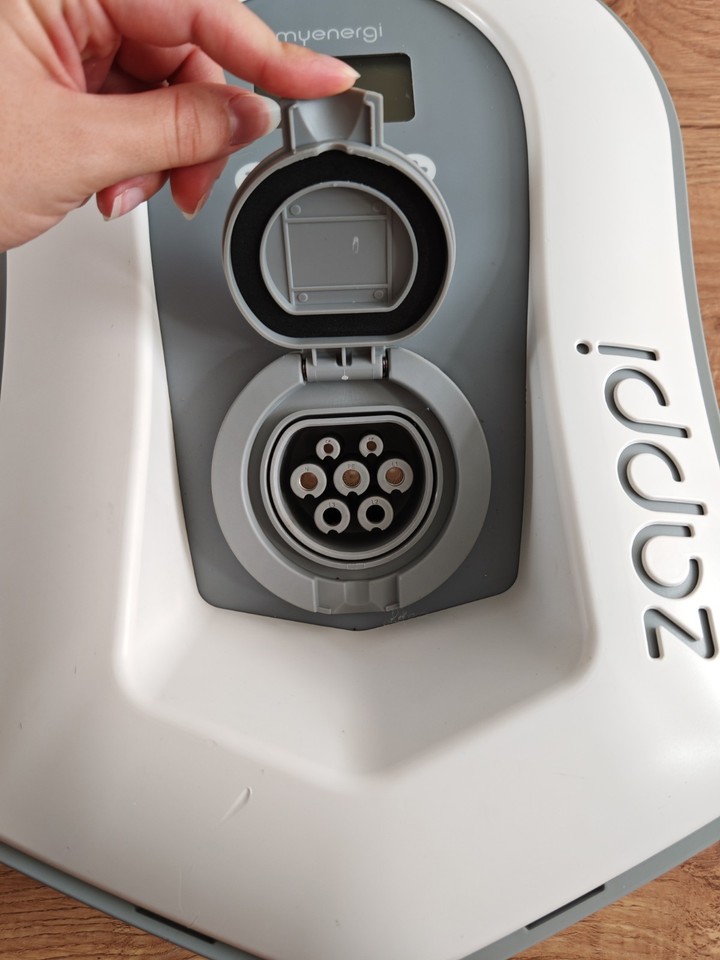 Myenergi Zappi White Tethered Type2 32A 7.2kw Fast Smart EV Charger ...