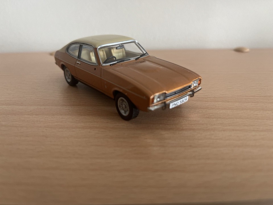 1/43 Vanguards Ford Capri Mk2. 3 Litre Ghia ‘Professionals CI5’. Mib ...
