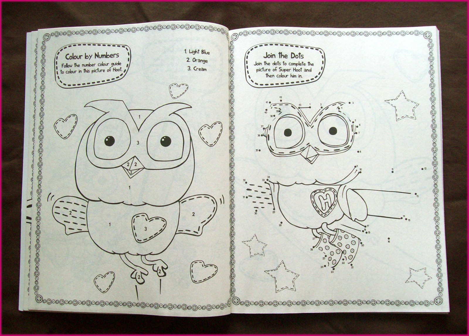 GIGGLE AND HOOT - ACTIVITY & COLOURING IN BOOK - 64 pg Colour in ABC ...