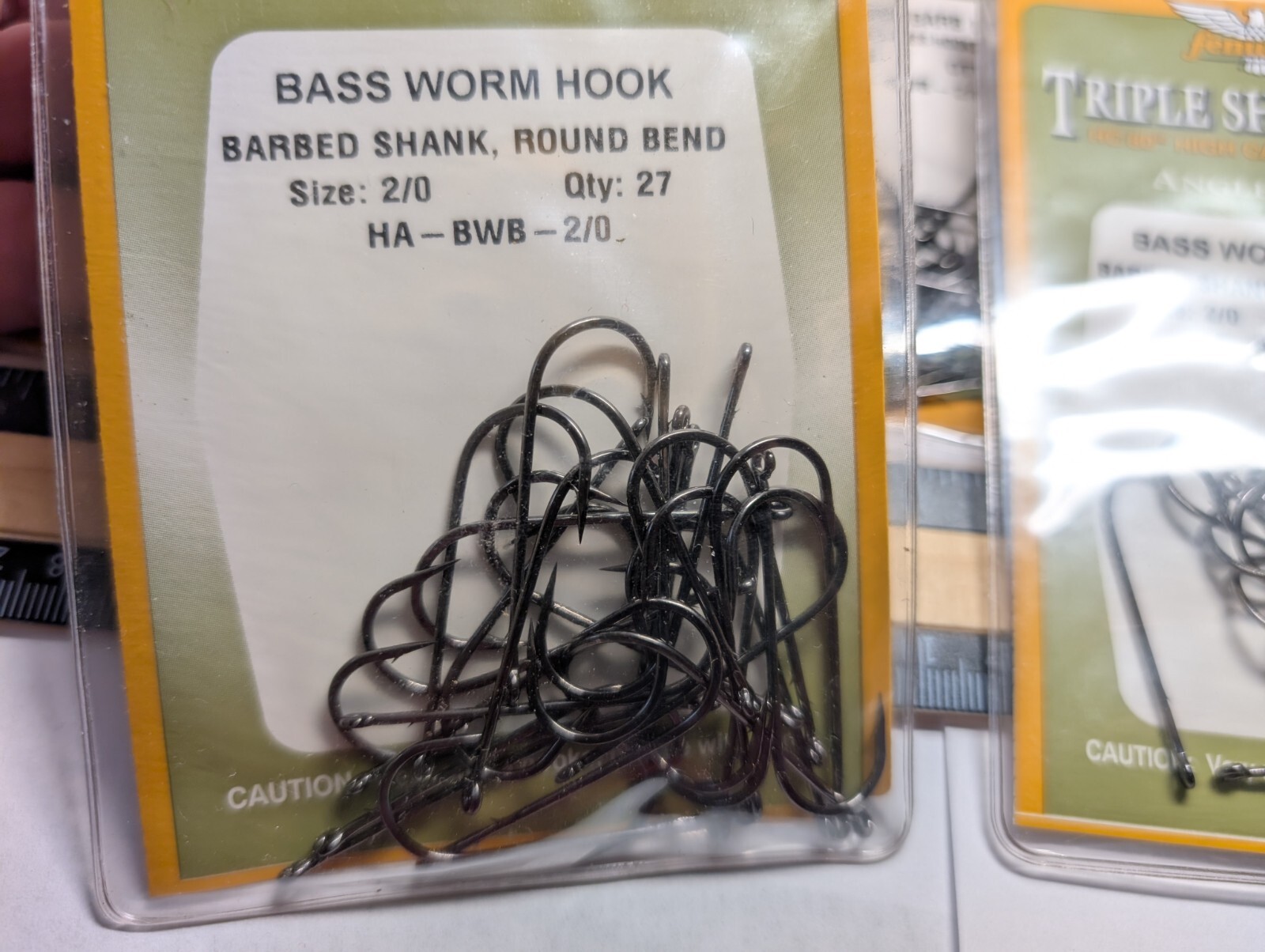 5 LOT FENWICK TRIPLE SHARPENED BASS WORM 27 HOOKS BARBED SIZE 2/0 HIGH ...
