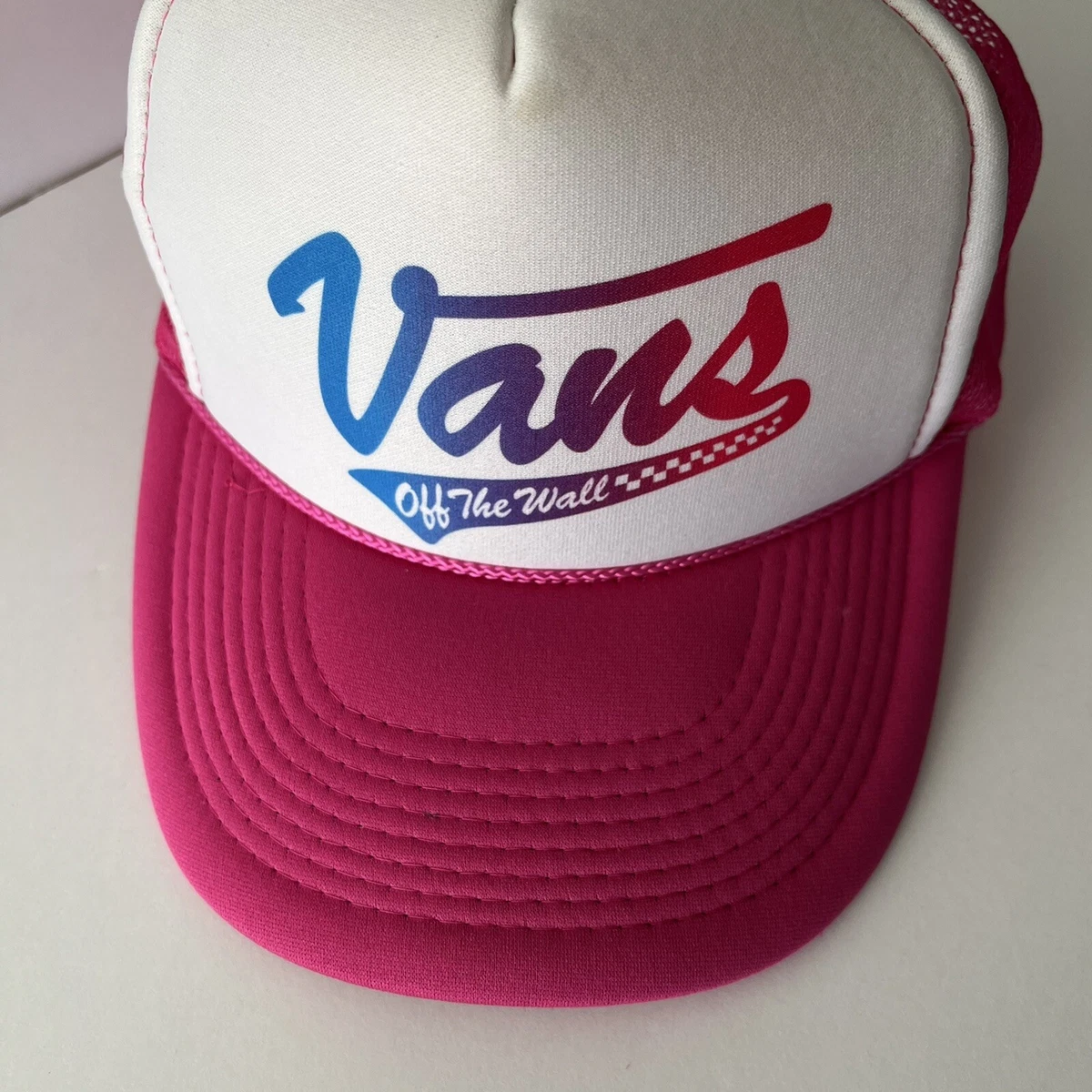 Girls With Snapbacks And Vans