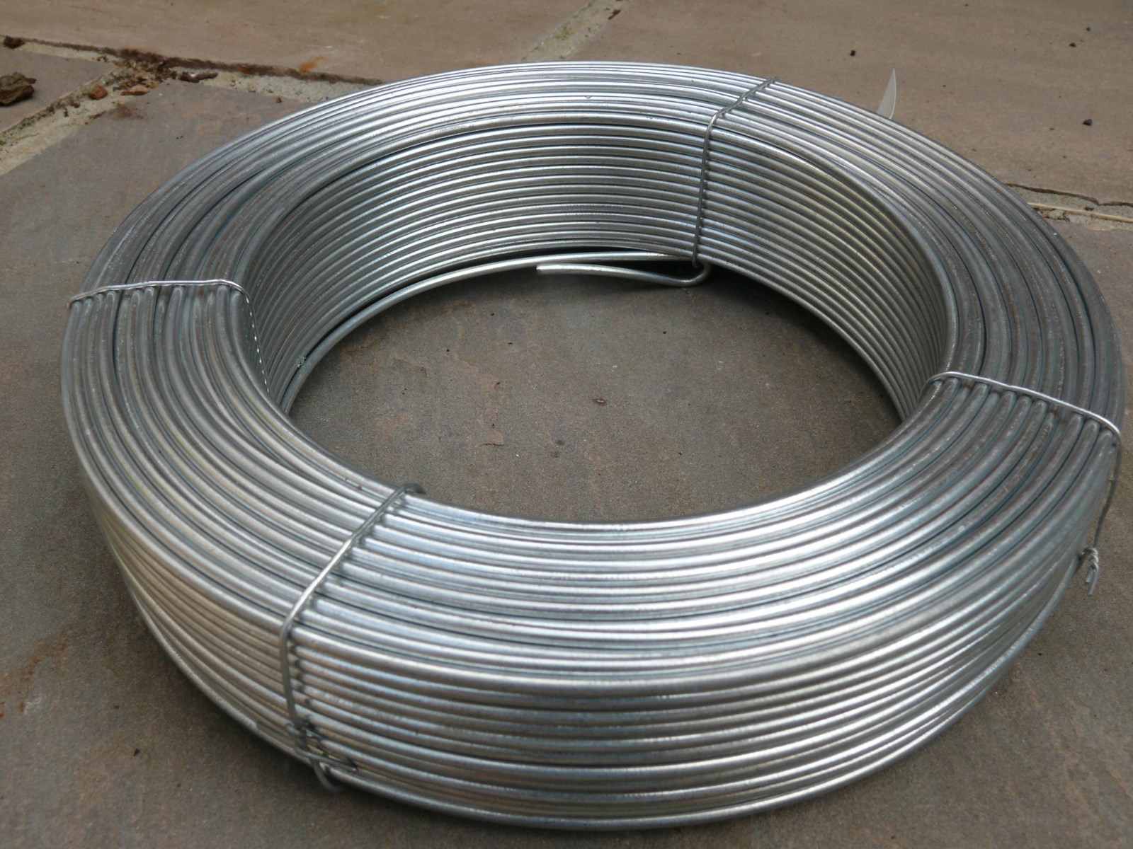 Tension Straining Line Wire Galvanised Steel 100m x 2.5mm Chain Link ...