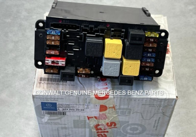 Mercedes Benz Genuine C CLK Class 2001-2009 Front Fuse & Relay Box OE ...