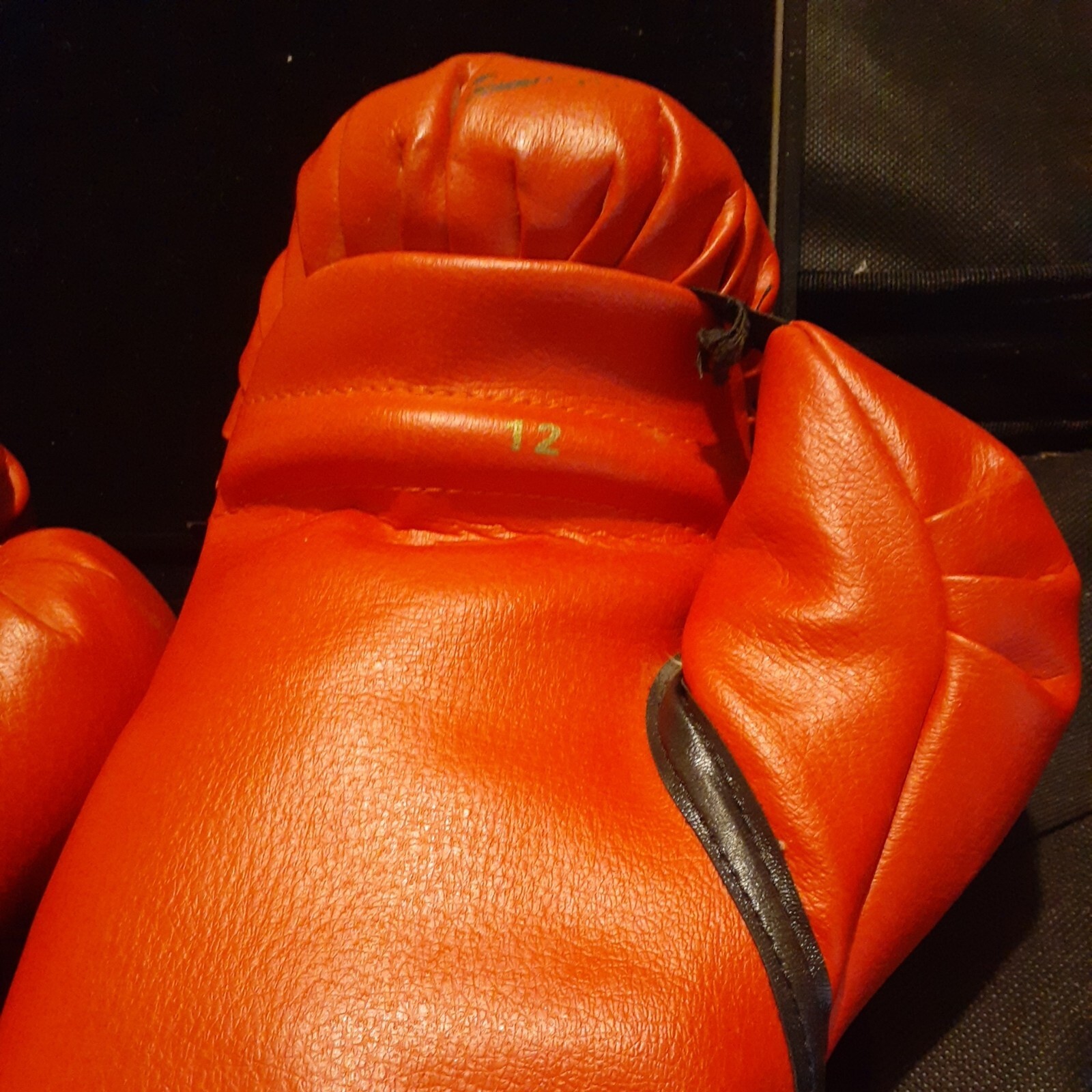 Very rare Mando Ramos Autographed signed Everlast Boxing Gloves NO COA ...