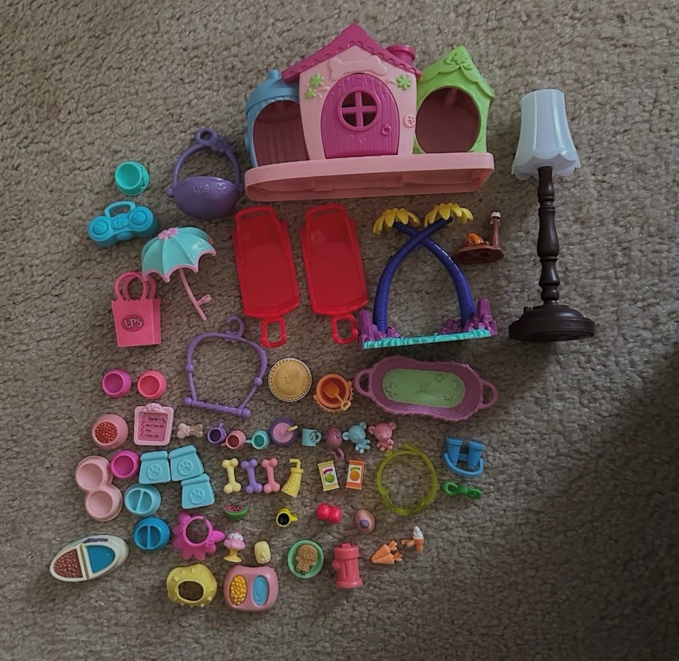 HUGE LPS LOT! 121 Pets + Tons Of Accessories Littlest Pet Shop | eBay