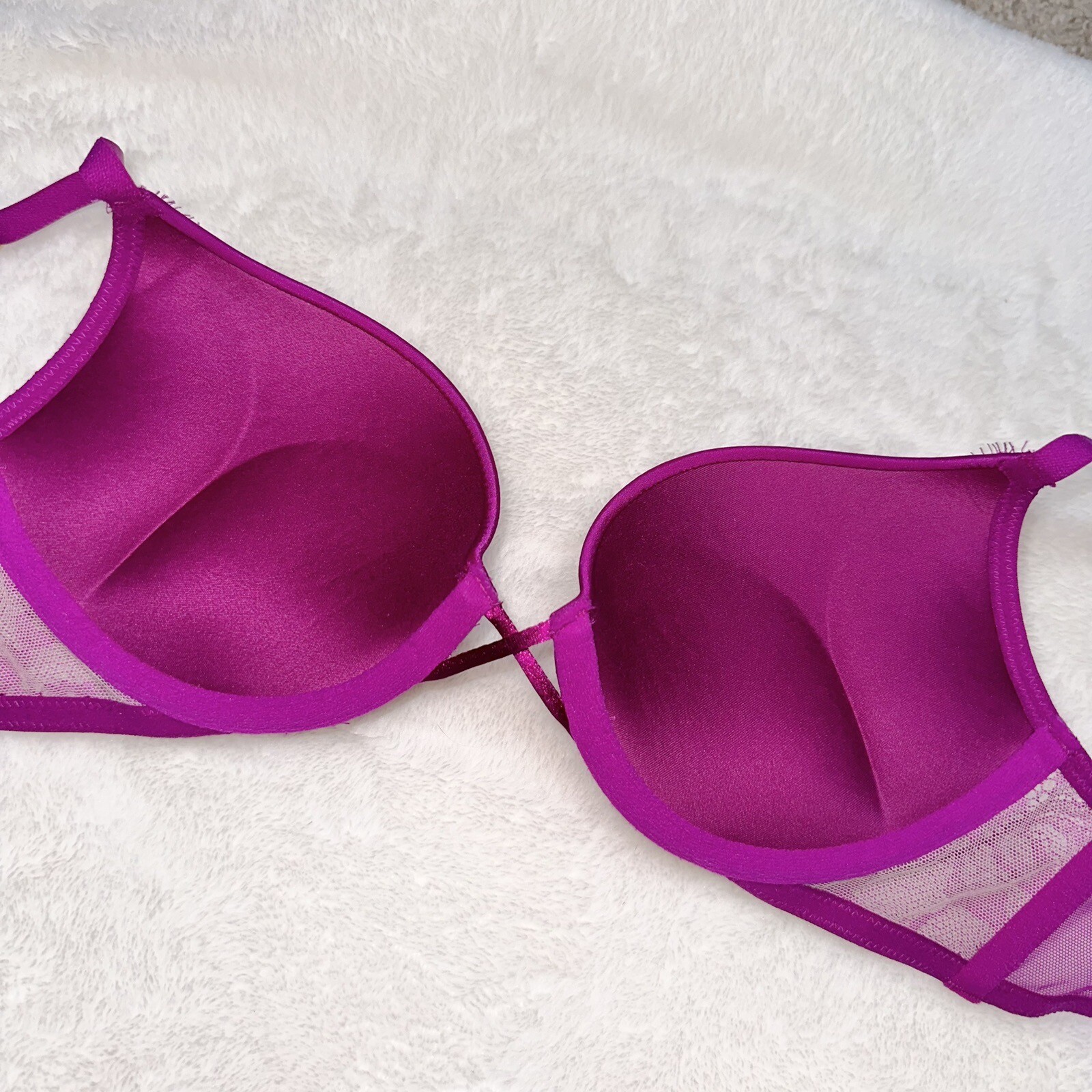 Victoria’s Secret Bombshell Adds 2 Cups Lace Plunge M… - Gem