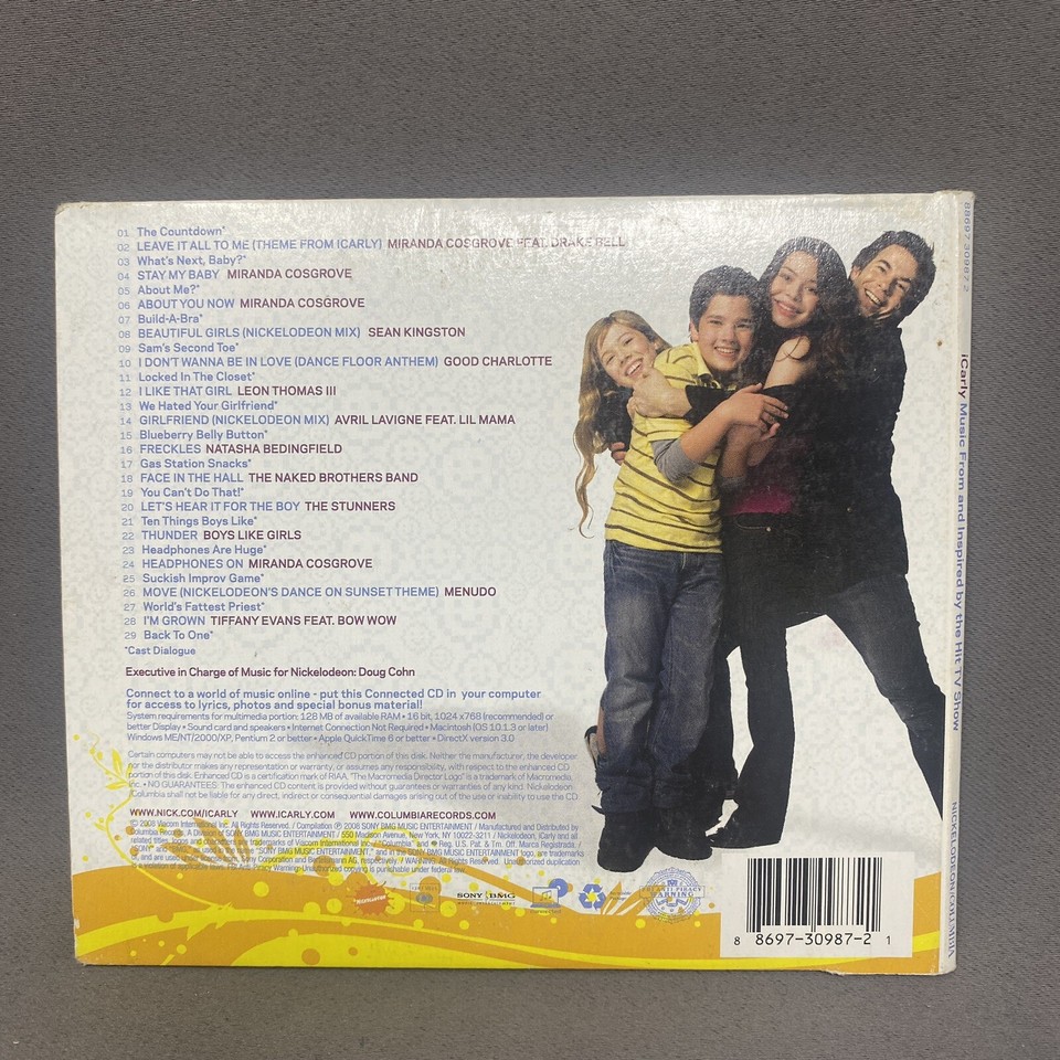 iCarly: Music from and Inspired by the Hit TV Show [Deluxe Fan Pack ...
