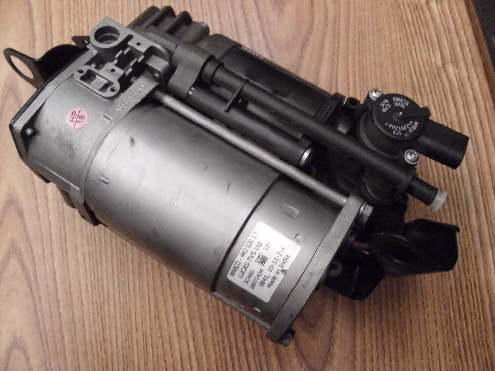 Mercedes Benz E / CLS Class W212 Maybach W240 Suspension Pump ...