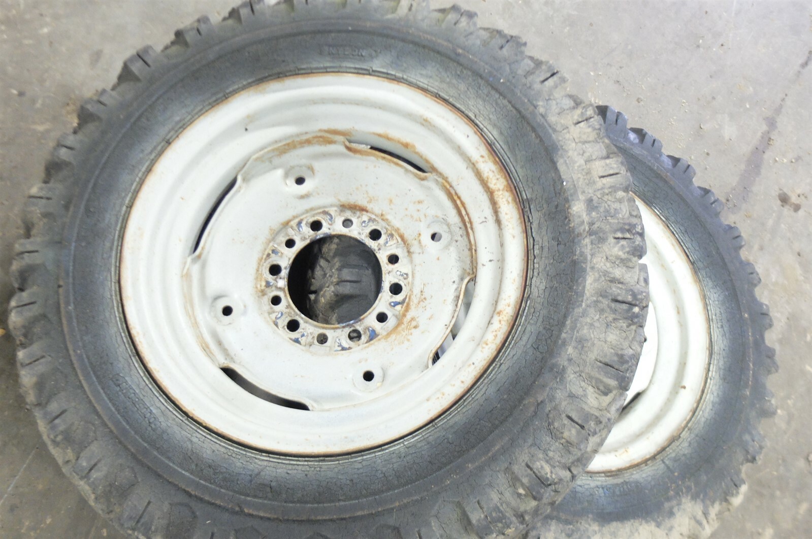 62 - 65 Early Ford 4000 Tractor 801 901 front wheels rims and tires | eBay