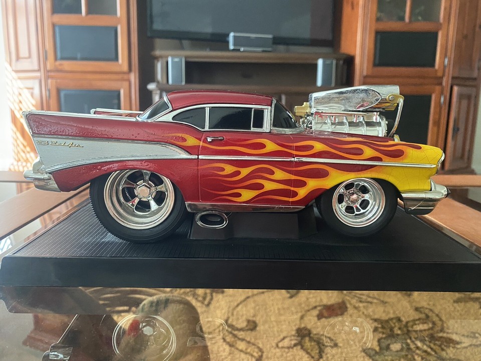 57 Chevy Bel Air Red with Flames 1:18 Muscle Machines | eBay