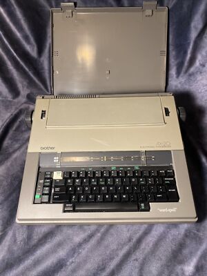 Typewriters & Word Processors - Word Spell