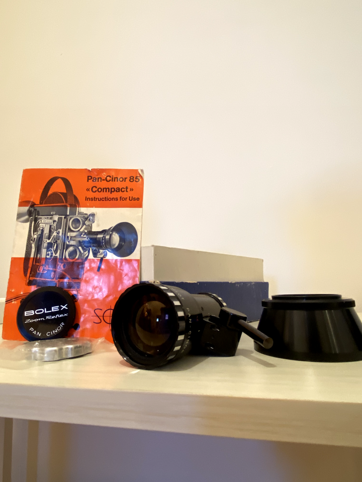 Som Berthiot - RX Cine Zoom Lens - 17mm-85mm - F/3.8 - For Bolex H16 ...