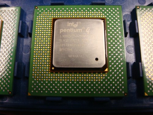 Intel Pentium 4 SL4SG 1.40GHz 256K Cache 400MHz Socket423 FSB CPU | eBay