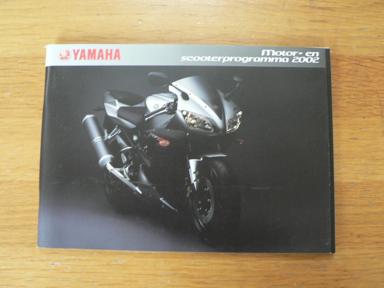 Y073-YAMAHA BROCHURE 2002 ALL MODELS MOTORCYCLE & SCOOTER DUTCH 70 ...