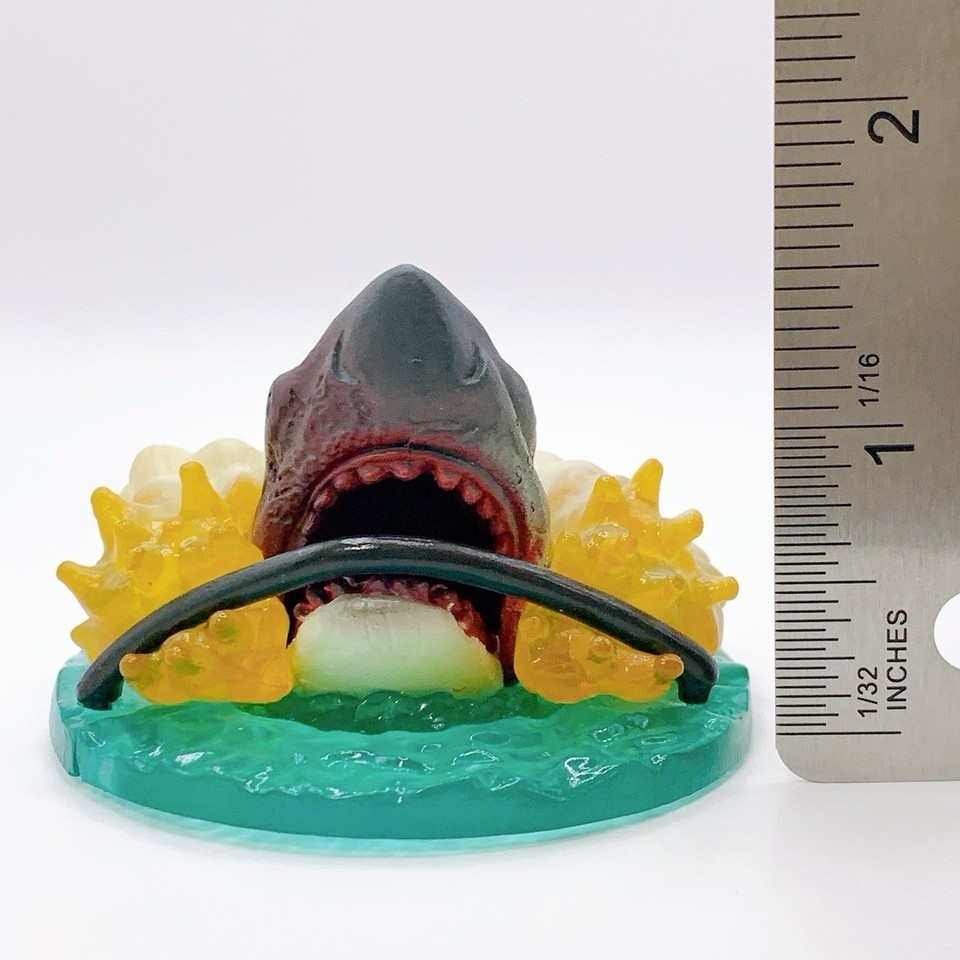 JAWS Shark Diorama "Submarine Cable Jaws Ⅱ 1978" Mini Figure Collection ...