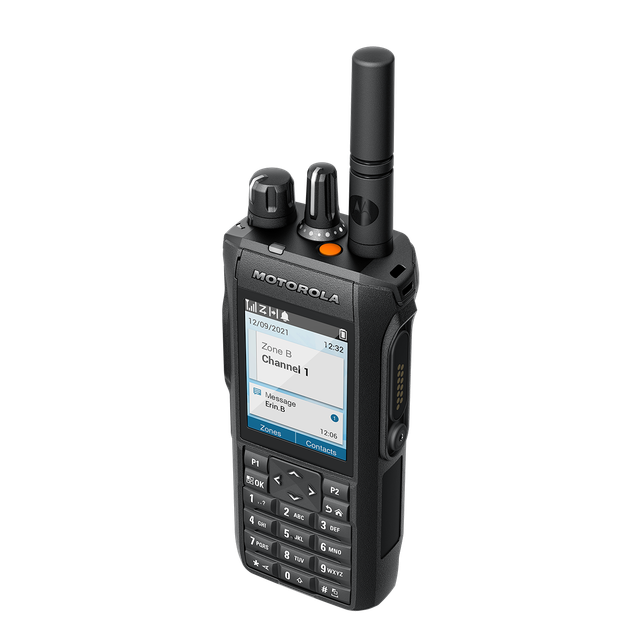 Motorola R7 (AAH06RDN9RA1AN) 1000 Channel UHF/VHF Digital 2-Way Radio ...