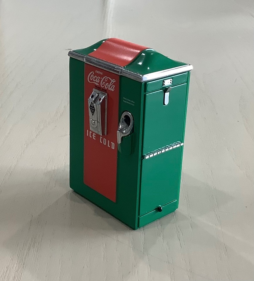 Danbury Mint 1/24 diecast 1930's Coca Cola Vending Machine | eBay
