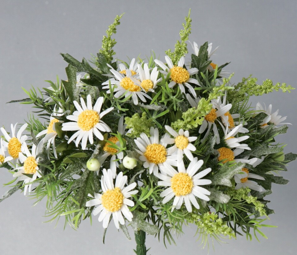 (01500-34067) Artificial Bouquet Flowers Daisy Bush White Leaves | eBay