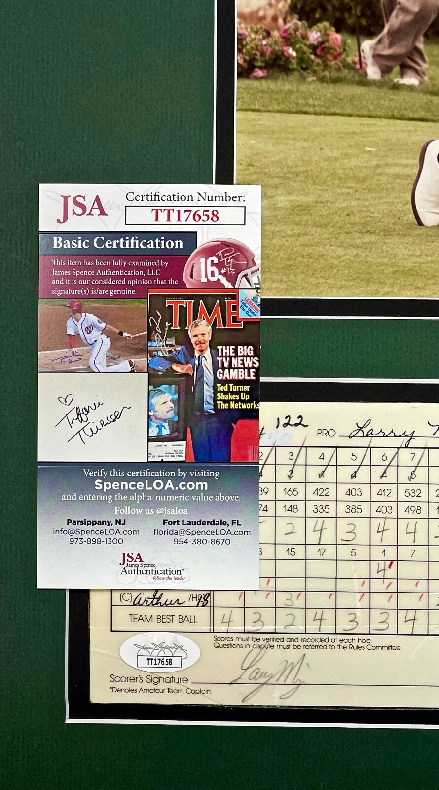 LARRY MIZE Autograph Hand SIGNED Used GOLF SCORE CARD Matted with PHOTO ...