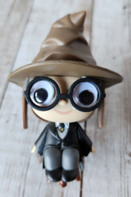 Funko Harry Potter Mystery Mini Sorting Hat READ | eBay