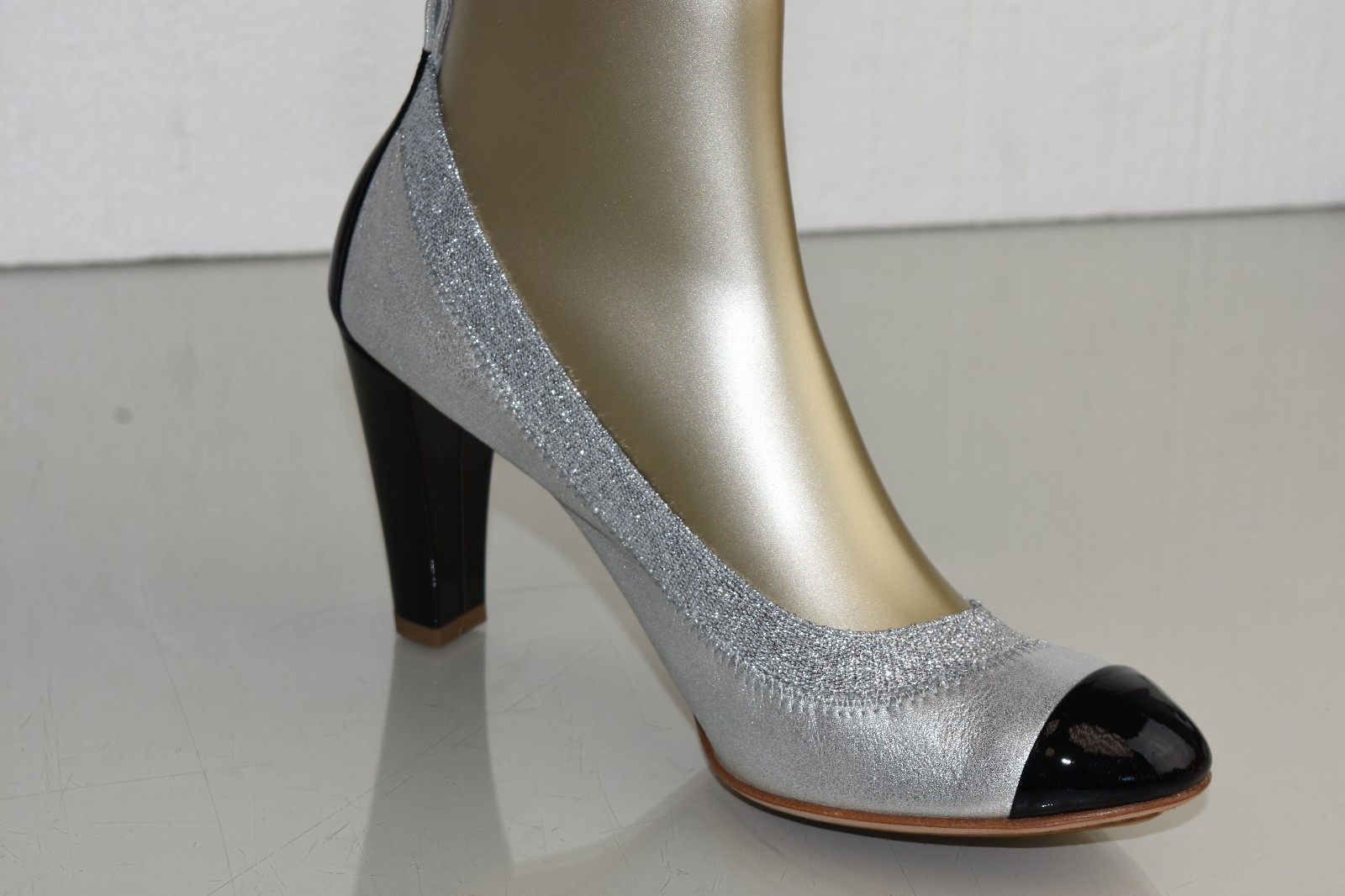 New Chanel Silver Metallic Black Patent Leather CC Stretch Pumps Shoes ...