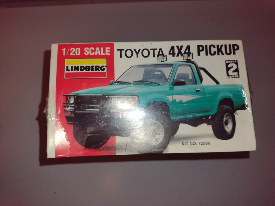Lindberg Toyota 4X4 Pickup Big 1/20 Scale Truck Model Kit 72506, New ...