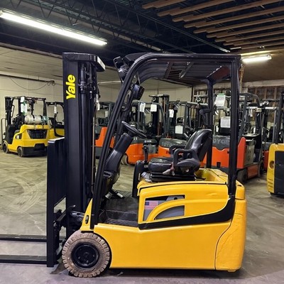 Forklifts - 3500 Lb