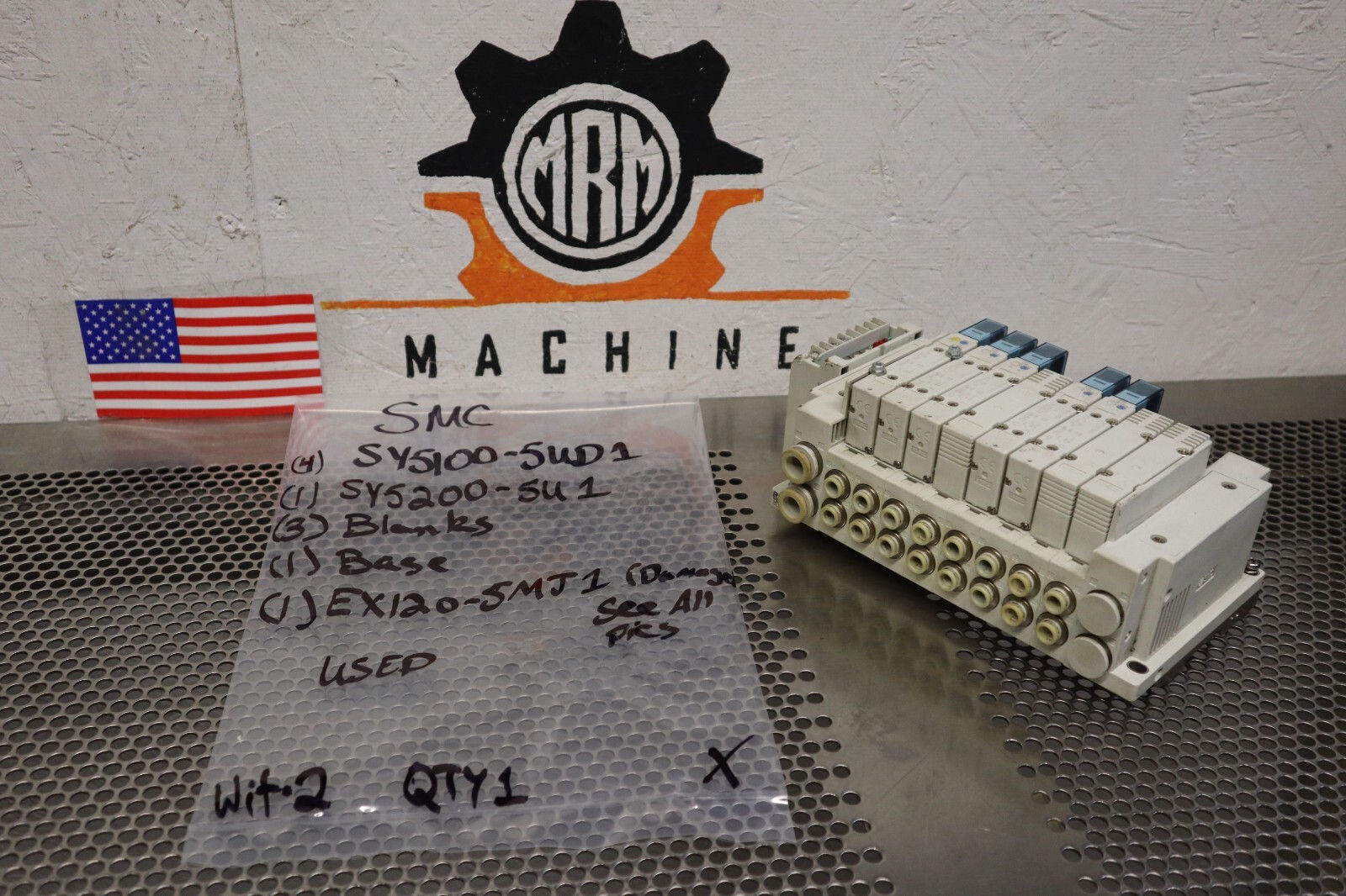 SMC (4) SY5100-5UD1 (1) SY5200-5U1 (3) Blanks (1) EX120-SMJ1 & (1) Base ...