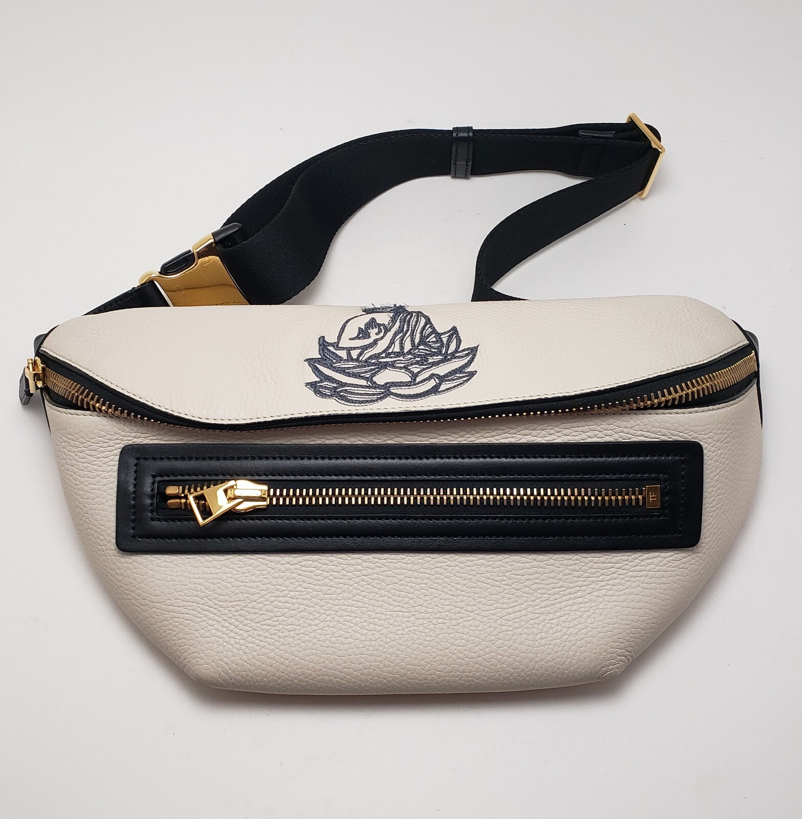 TOM FORD Buddha Lotus Flower White Leather Purse Bag … - Gem