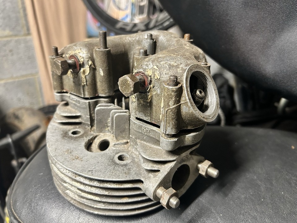 BSA C15 cylinder head And rocker box. Some fin damage. | eBay UK