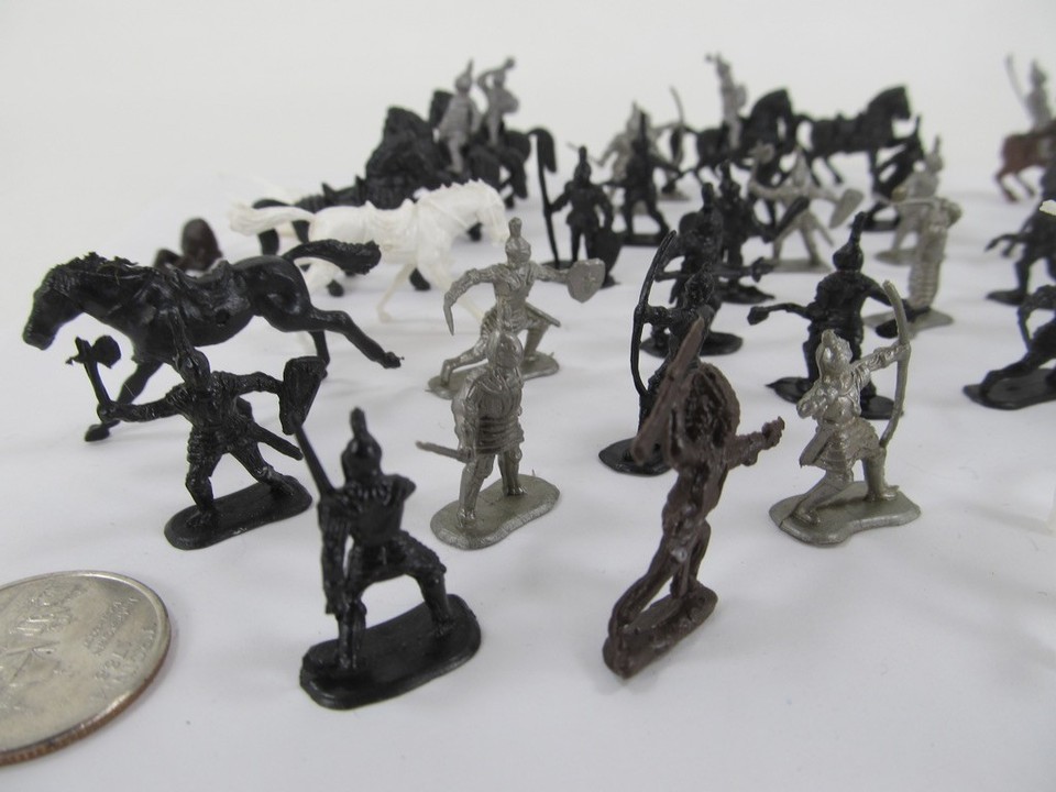 Vintage Giant Toy Co. 1/72 Scale Miniature Knights, Cowboys, Indians ...