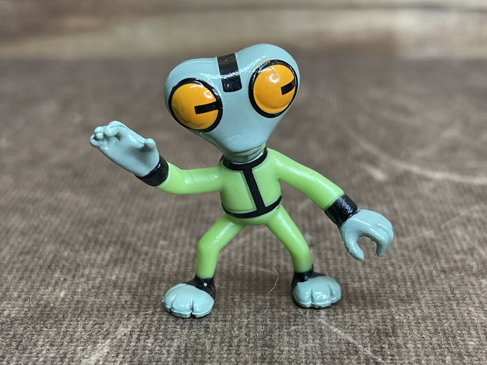 Ben 10 Grey Matter Mini Action PVC Figure 1.5" RARE Gray Alien Toy ...