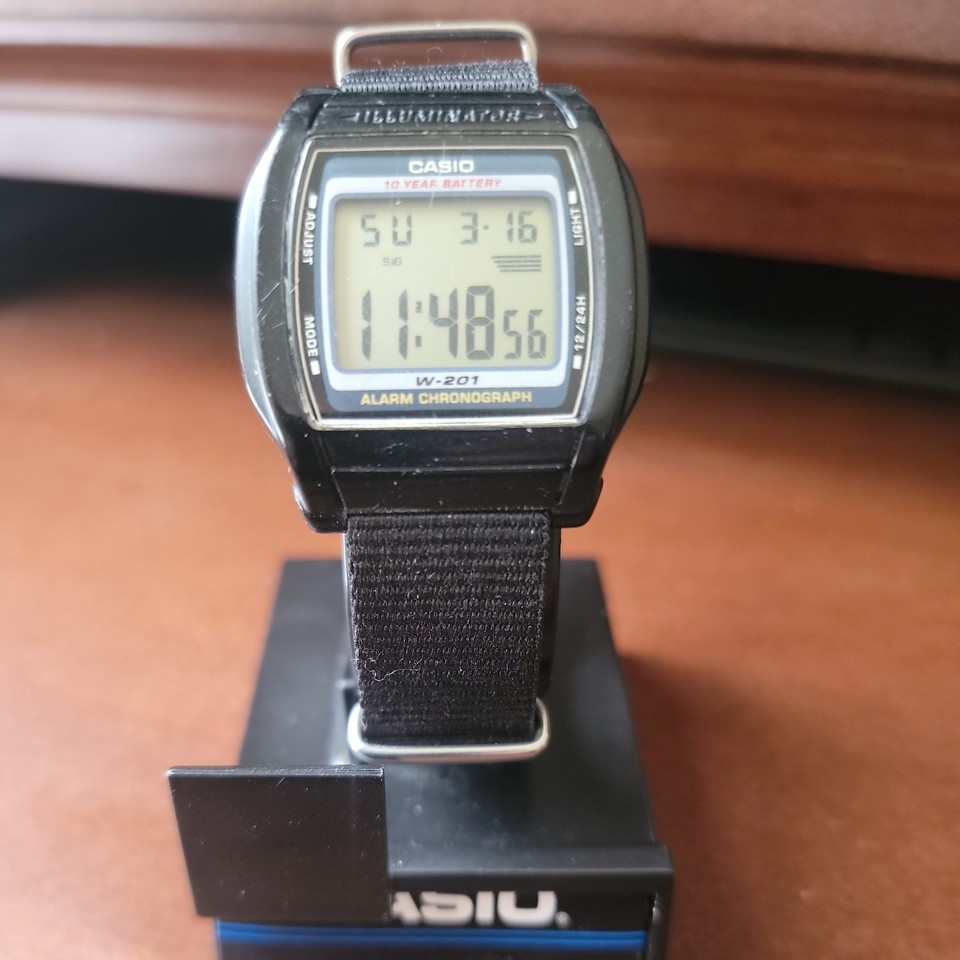 CASIO W-201 Illuminator Classic Digital Black Watch Water Resistant 50 ...