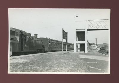Devon BERE ALSTON Railway Station loco #41317 for Callington 1958 photo ...