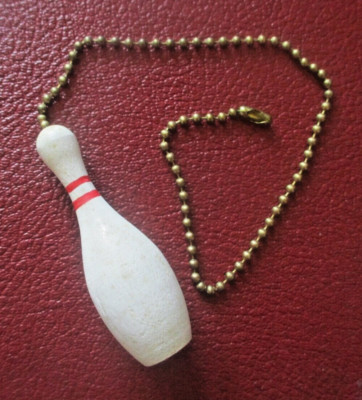 vtg - MINI BOWLING PIN - Ceiling Light Fan Pull Chain - AMF - Brunswick ...