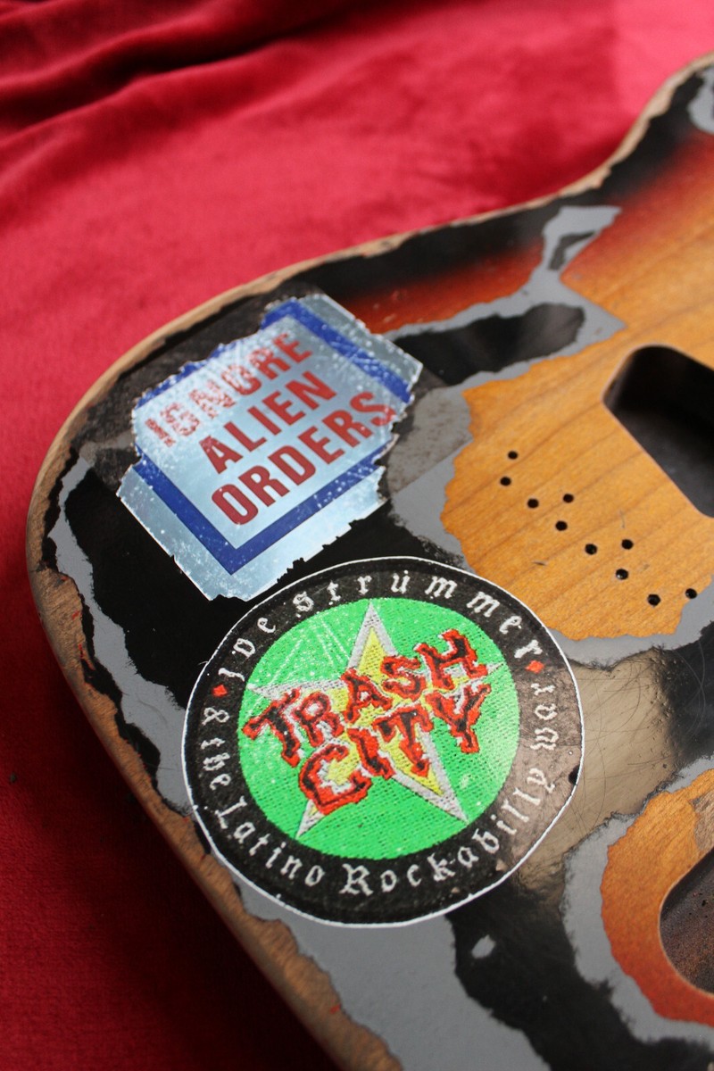 Fondo De Pantalla Con El Logotipo De Fender Telecaster Fender