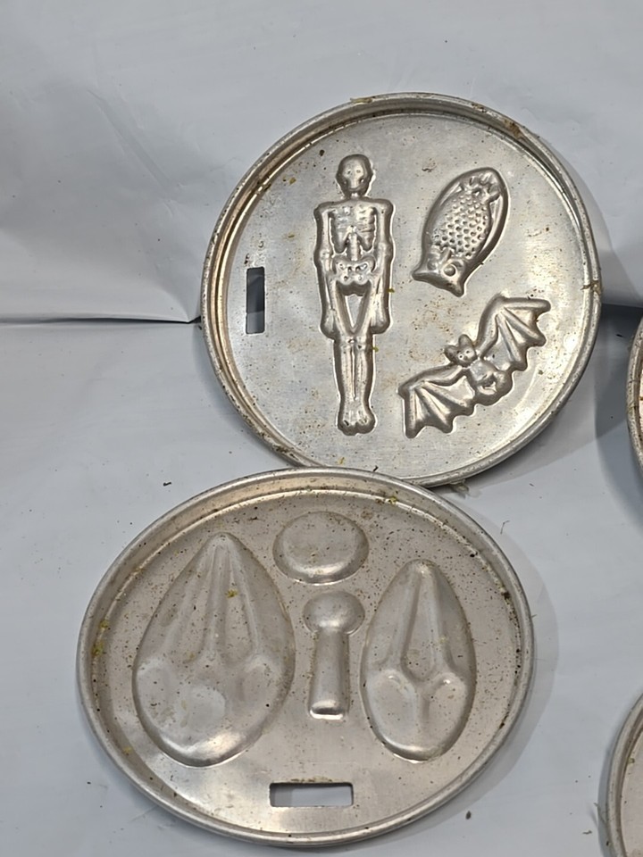 1966 Mattel Incredible Edibles Candy Making Mold Set w/ Box 13 Molds ...