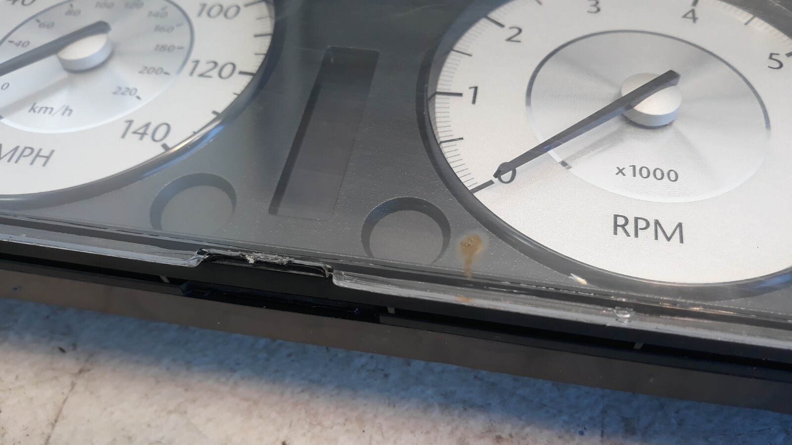 2010 Chrysler 300 Speedometer Instrument Gauge Cluster 140 MPH 128K ...